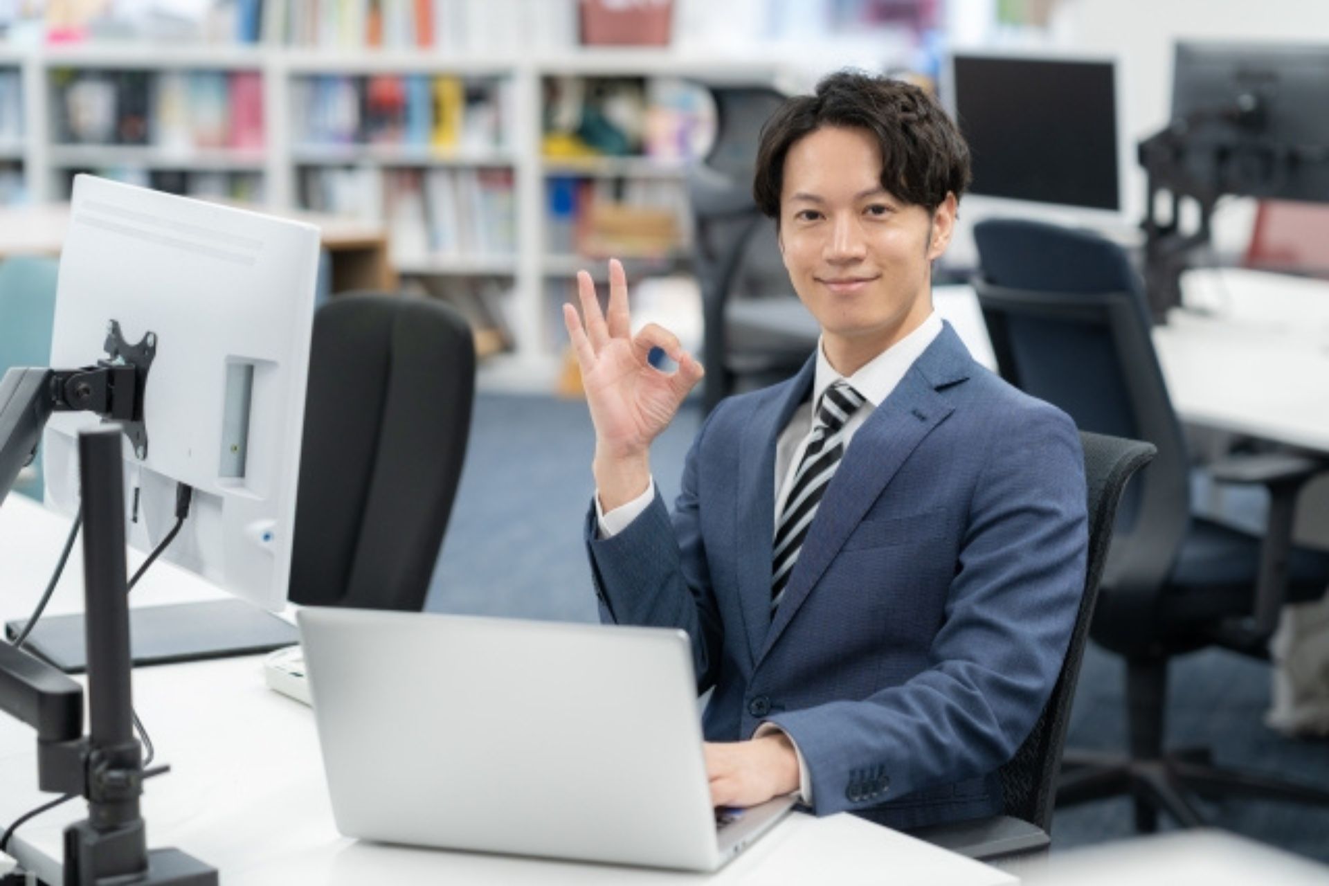 DWHとCDPの違いは？それぞれの機能やメリットをわかりやすく解説 - GENIEE（ジーニー）SFA/CRM